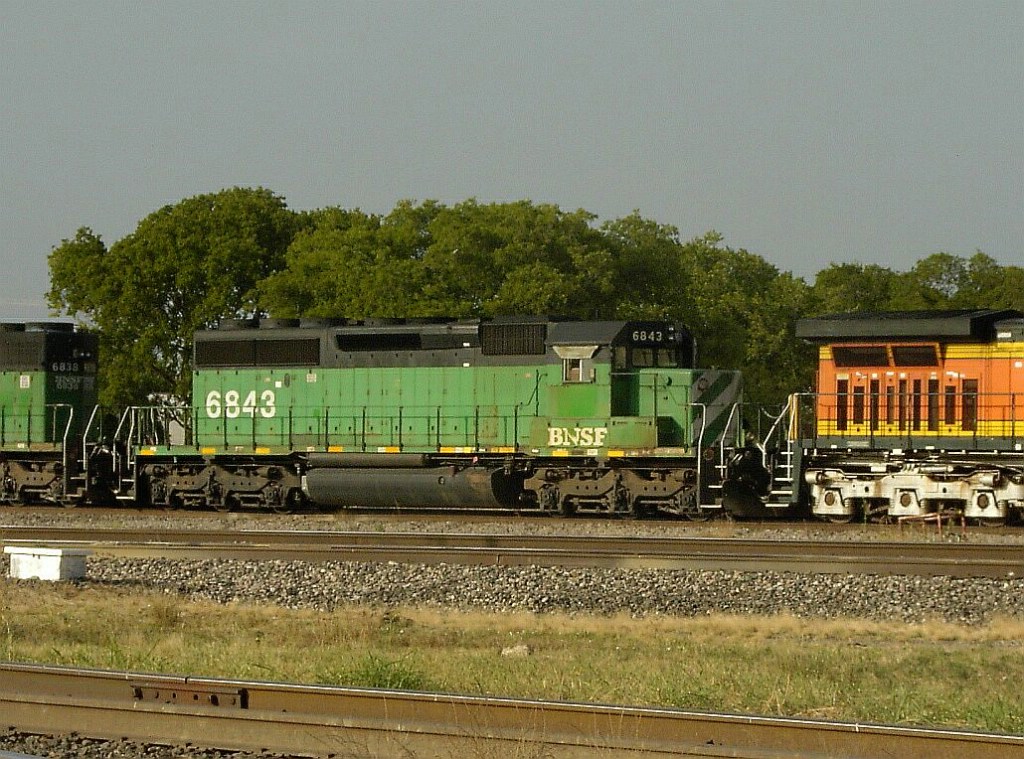 BNSF 6843